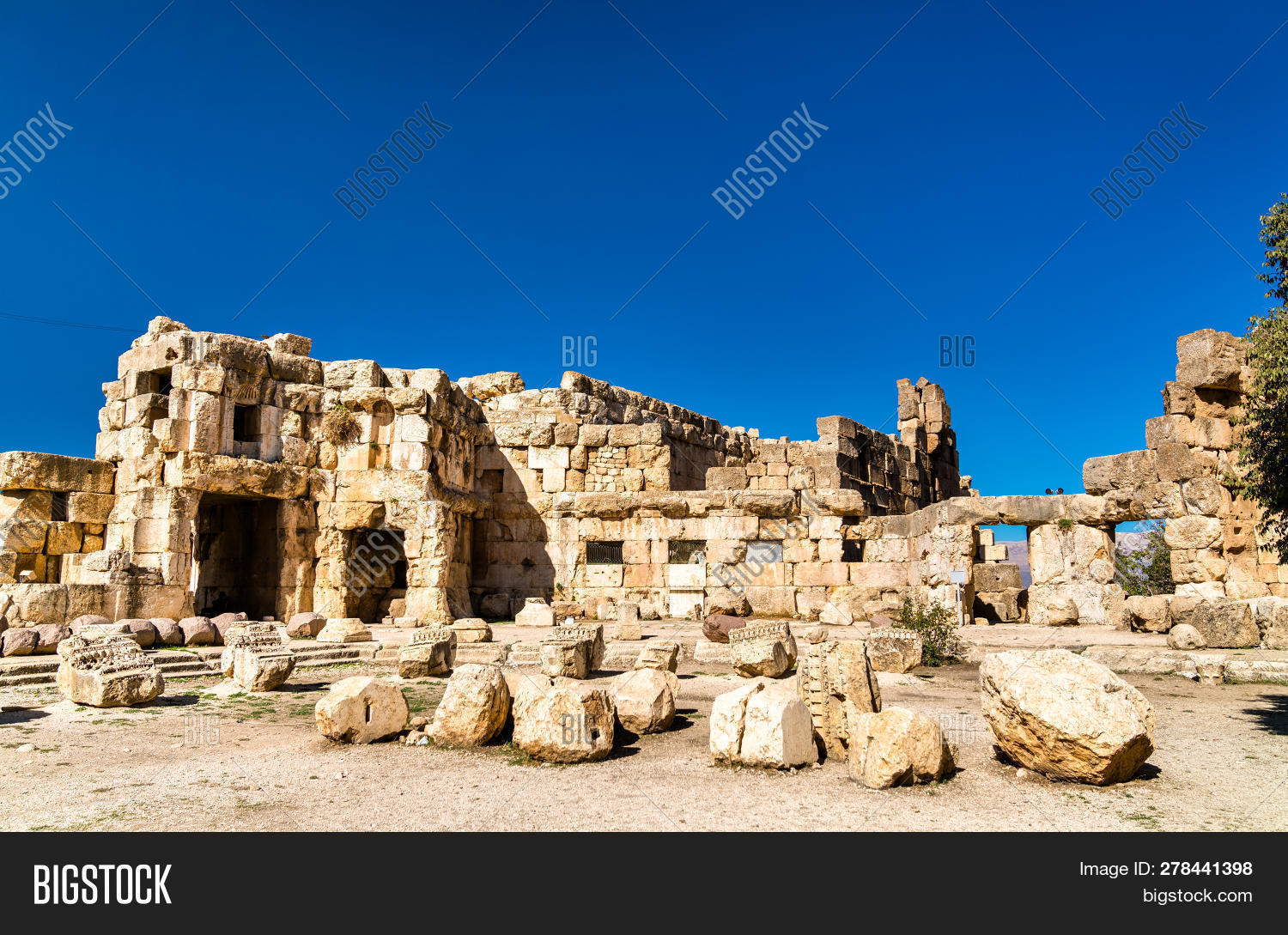 Hexagonal Court Temple Image & Photo (Free Trial) | Bigstock