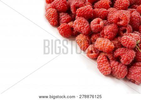 Red Raspberries Images, Illustrations & Vectors (Free) - Bigstock