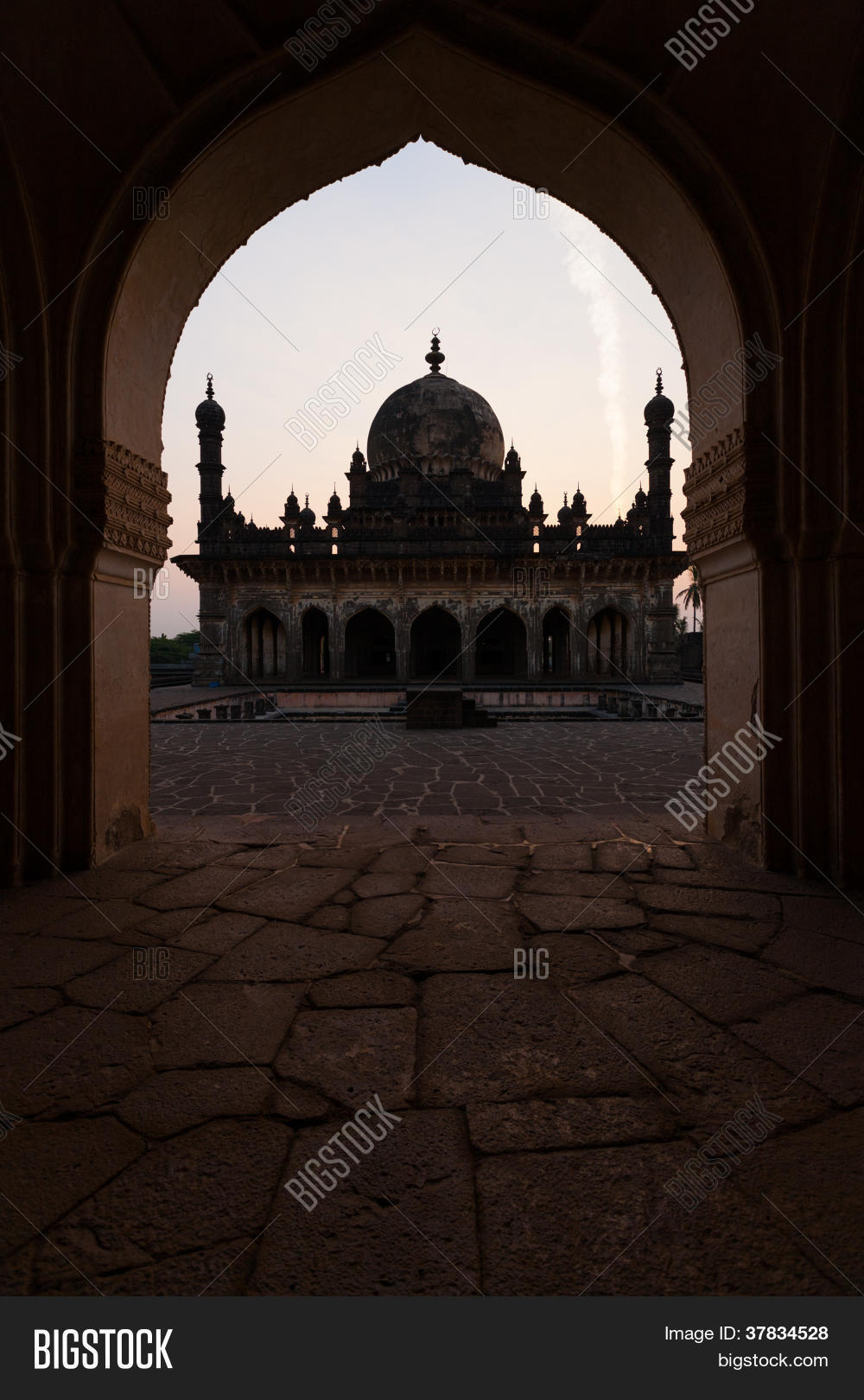 Ibrahim Roza Rauza Image & Photo (Free Trial) | Bigstock