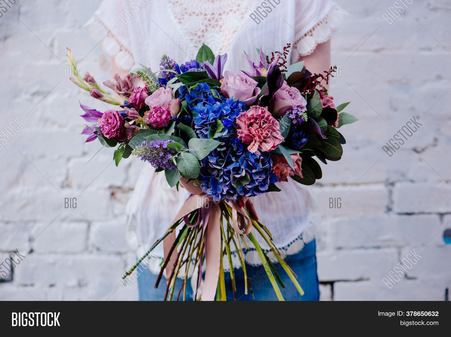 Bouquet Flowers Hands Image & Photo (Free Trial) | Bigstock