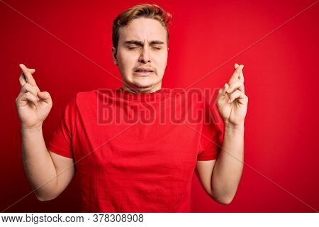 Fingers Crossed Isolated Images, Illustrations & Vectors (Free) - Bigstock