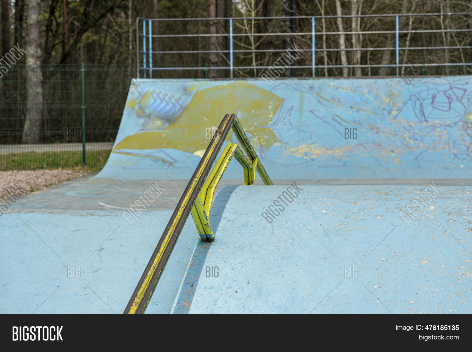 Ramp Iron Ramp Jumping Image & Photo (Free Trial) | Bigstock