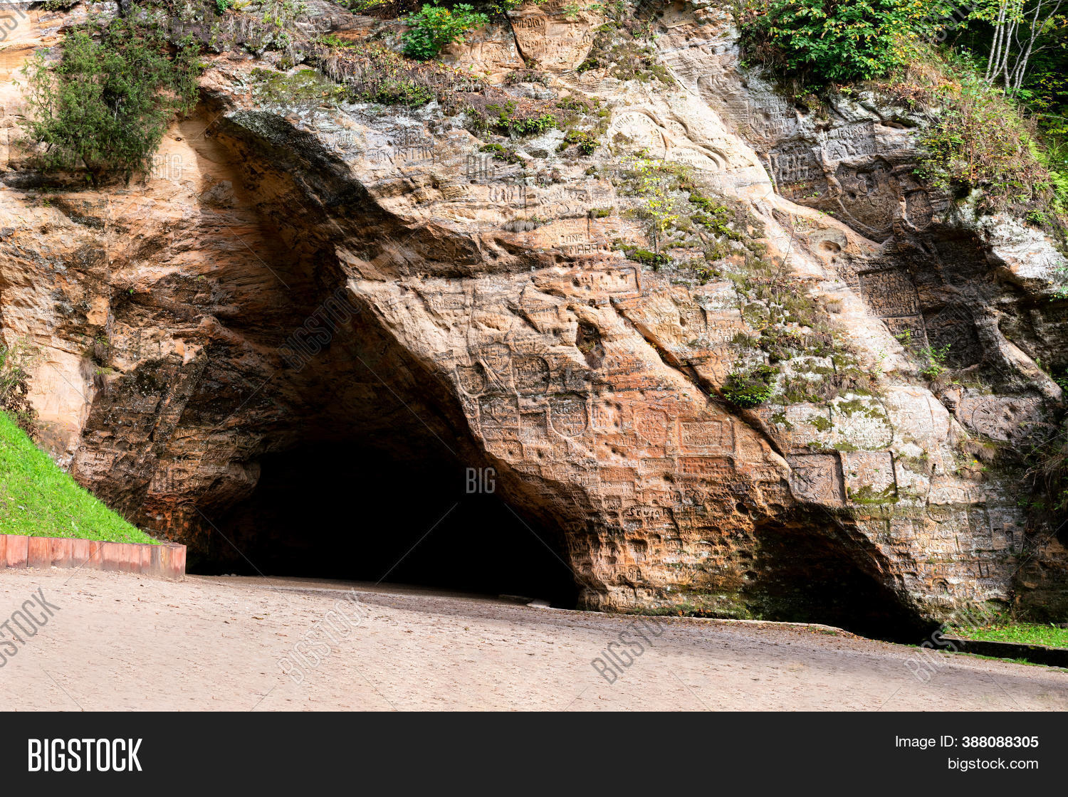 Widest Highest Cave Image & Photo (Free Trial) | Bigstock