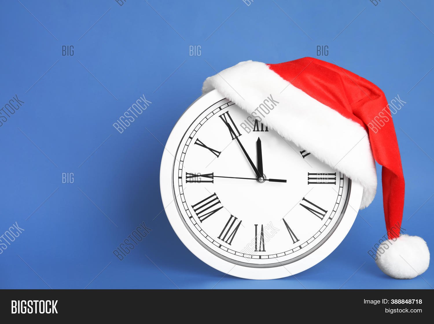 Clock Santa Hat Image & Photo (Free Trial) | Bigstock
