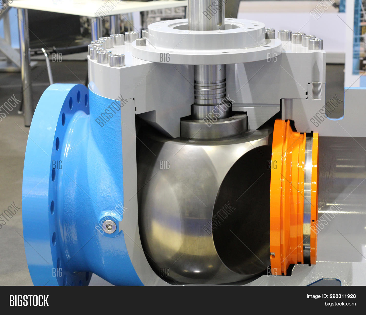 Imagen y foto Valves Regulating (prueba gratis) | Bigstock