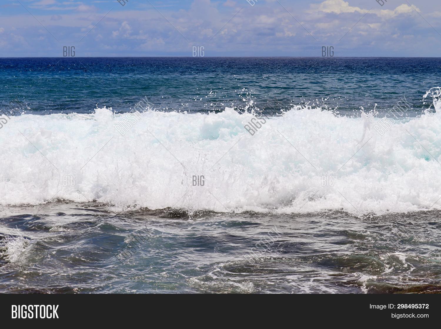 Beautiful Splashing Image & Photo (Free Trial) | Bigstock