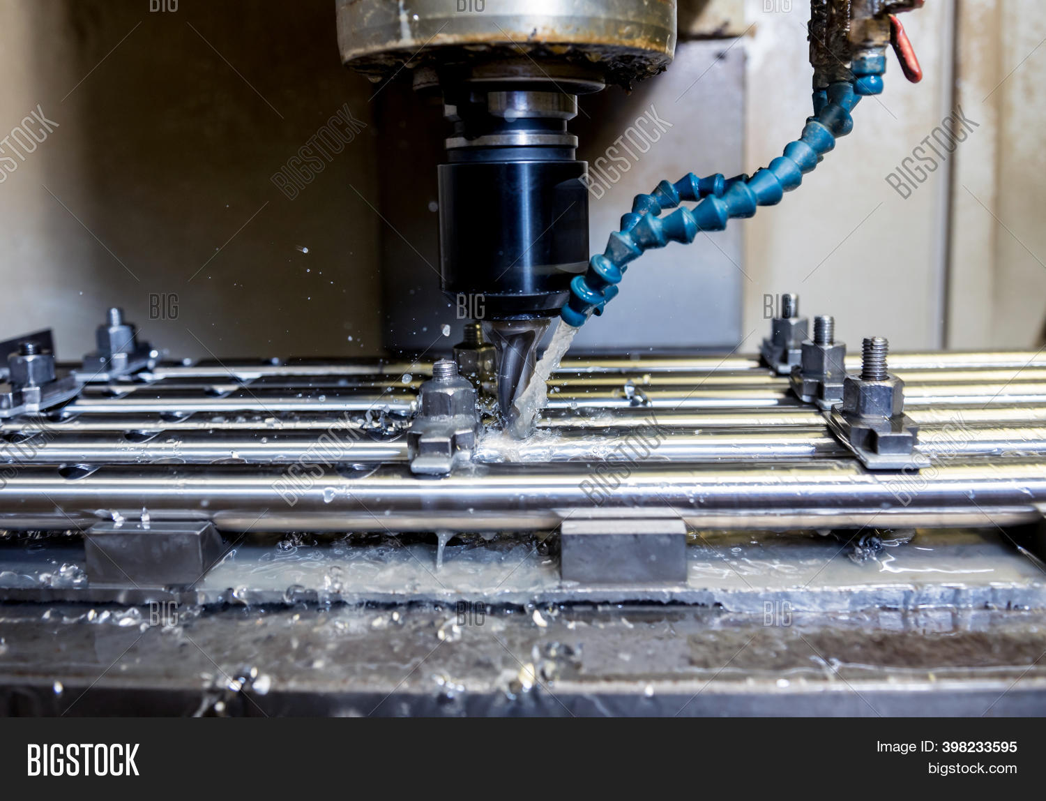 Cnc Milling Machine Image & Photo (Free Trial) | Bigstock