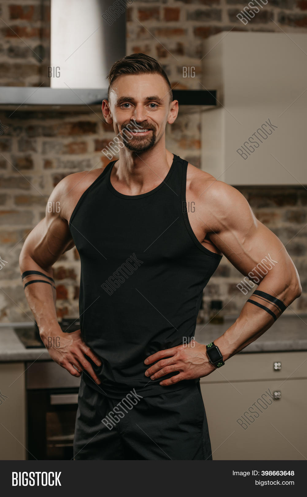 Smiling Muscular Man Image & Photo (Free Trial) | Bigstock