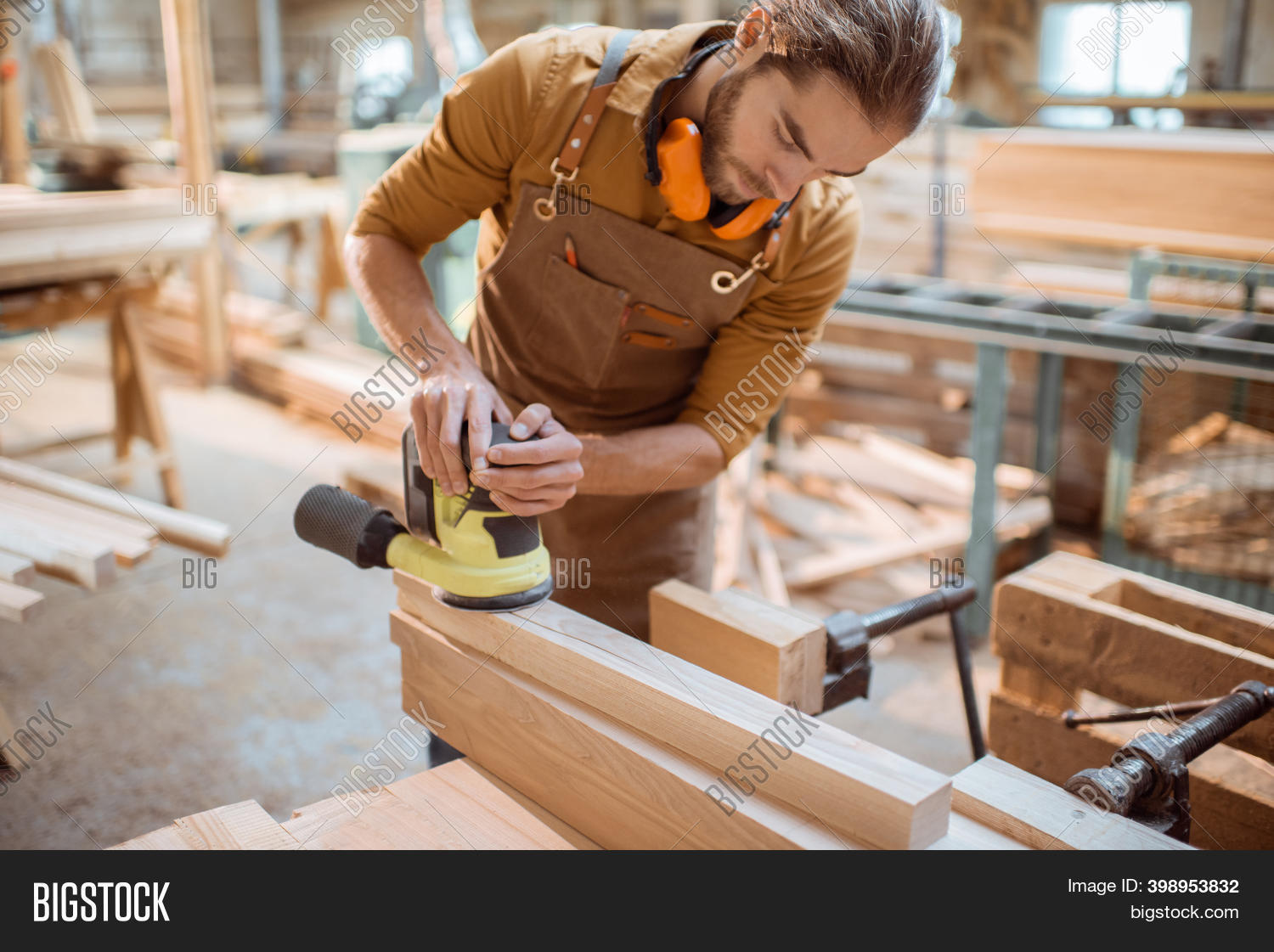 Carpenter Grinding Image & Photo (Free Trial) | Bigstock