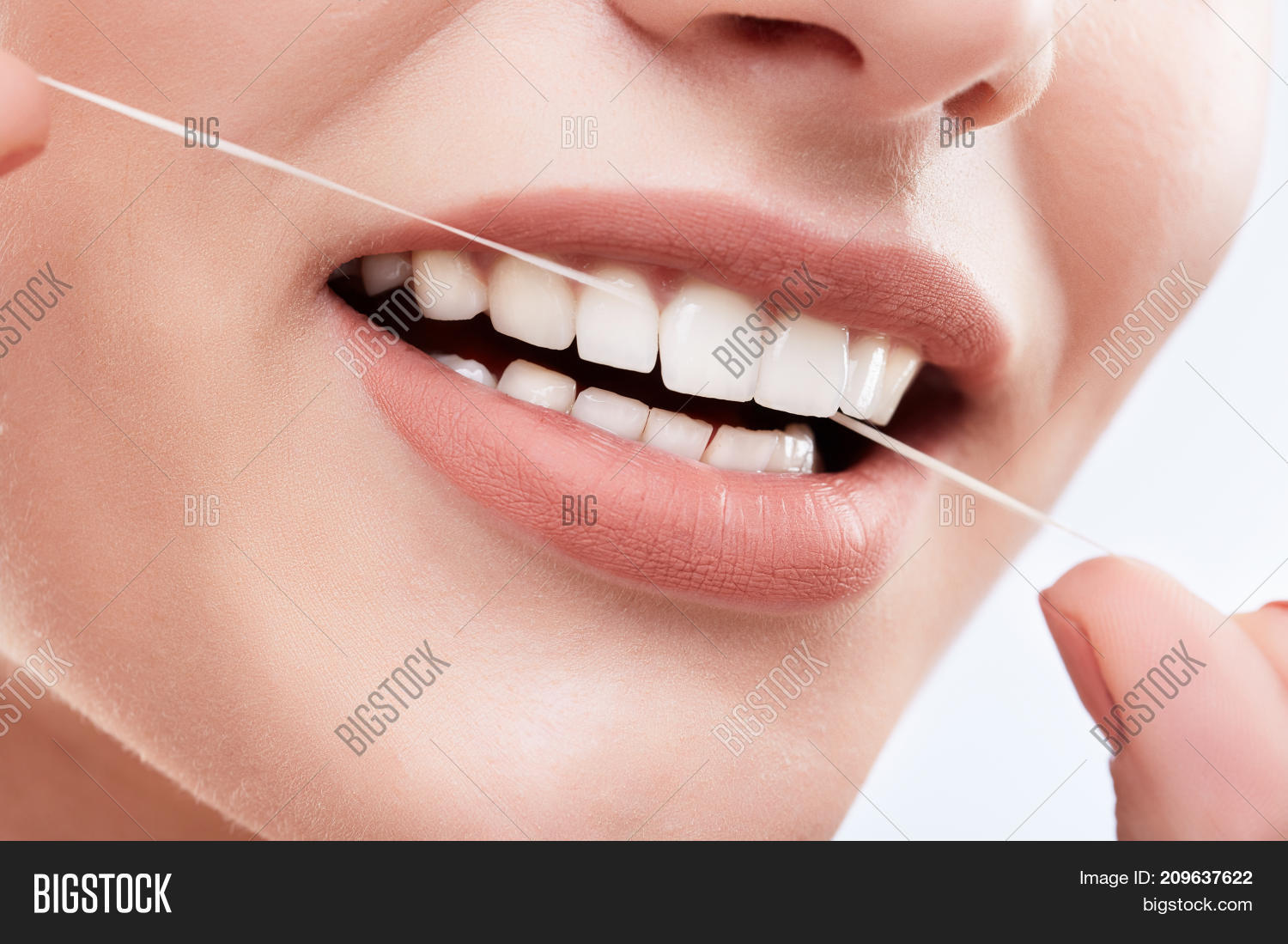 Teeth Cleaning Tooth Image & Photo (Free Trial) | Bigstock
