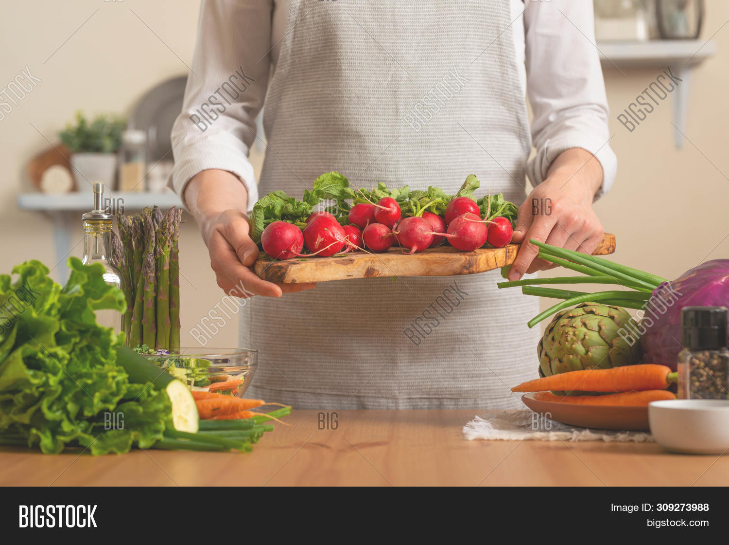 Chef Keeps Fresh Image & Photo (Free Trial) | Bigstock