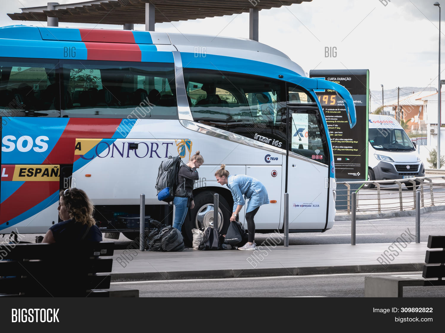 Passengers Boarding Image & Photo (Free Trial) | Bigstock