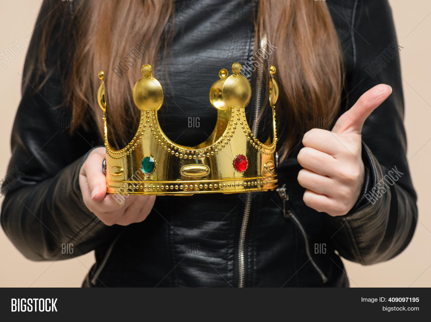 Girl Golden Crown Hand Image & Photo (Free Trial) | Bigstock