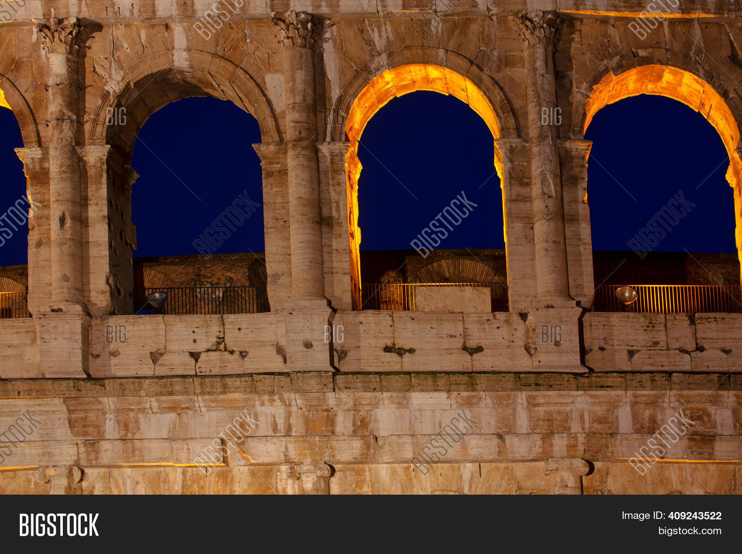 Ancient Arches . Roman Image & Photo (Free Trial) | Bigstock