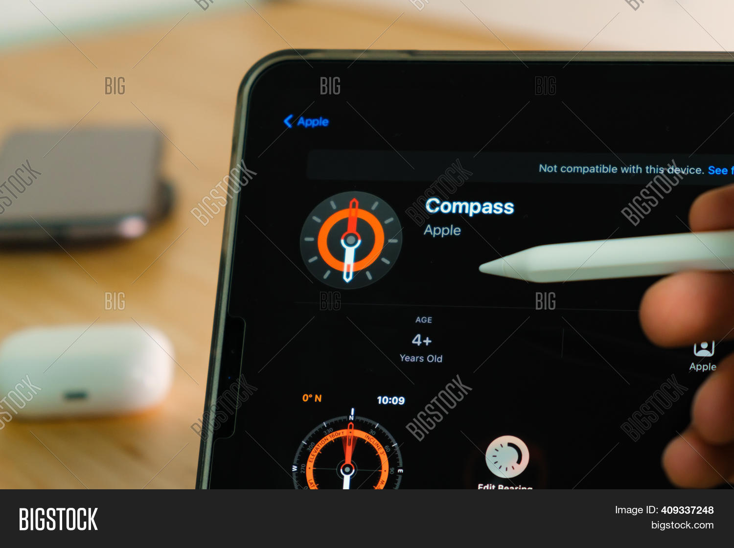 Compass Logo Shown By Image & Photo (Free Trial) | Bigstock