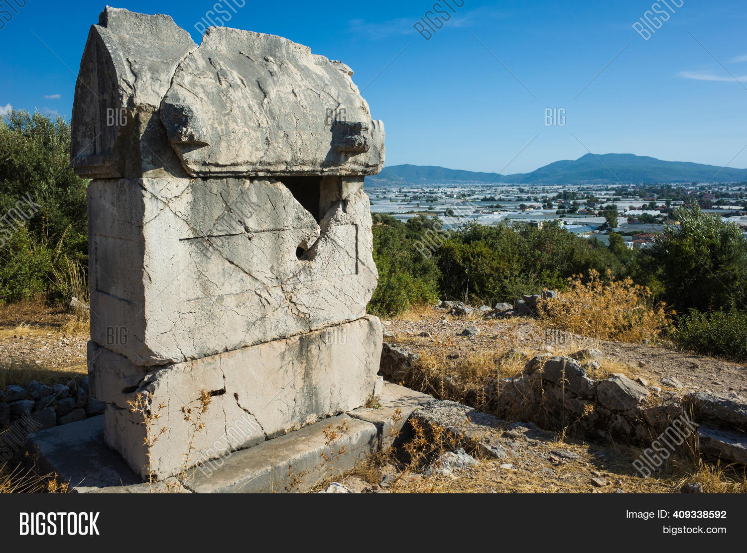 Rock Tomb Ruin Image & Photo (Free Trial) | Bigstock