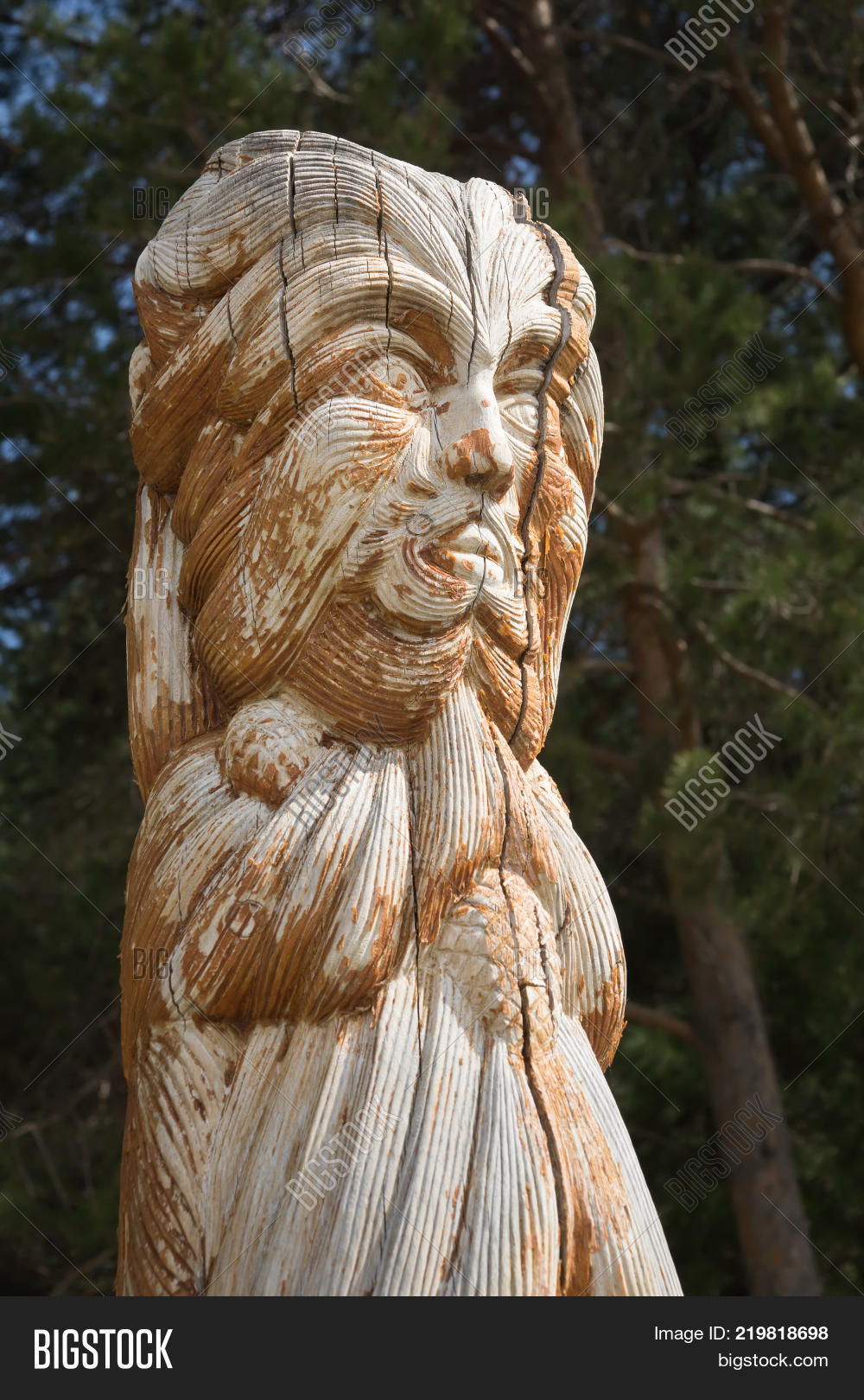 Wooden Statue Idol Image & Photo (Free Trial) | Bigstock