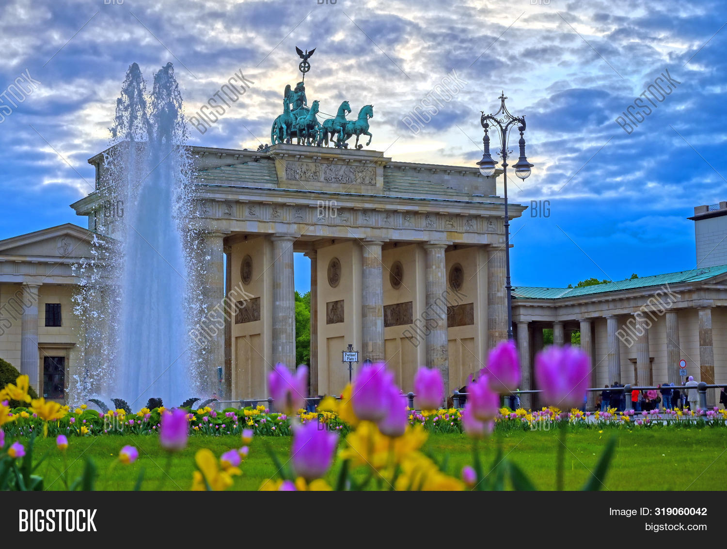 Brandenburg Gate Image & Photo (Free Trial) | Bigstock