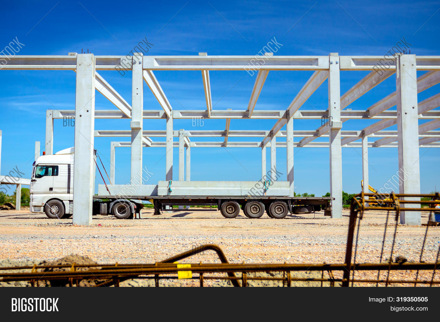 Truck Trailer Image & Photo (Free Trial) | Bigstock
