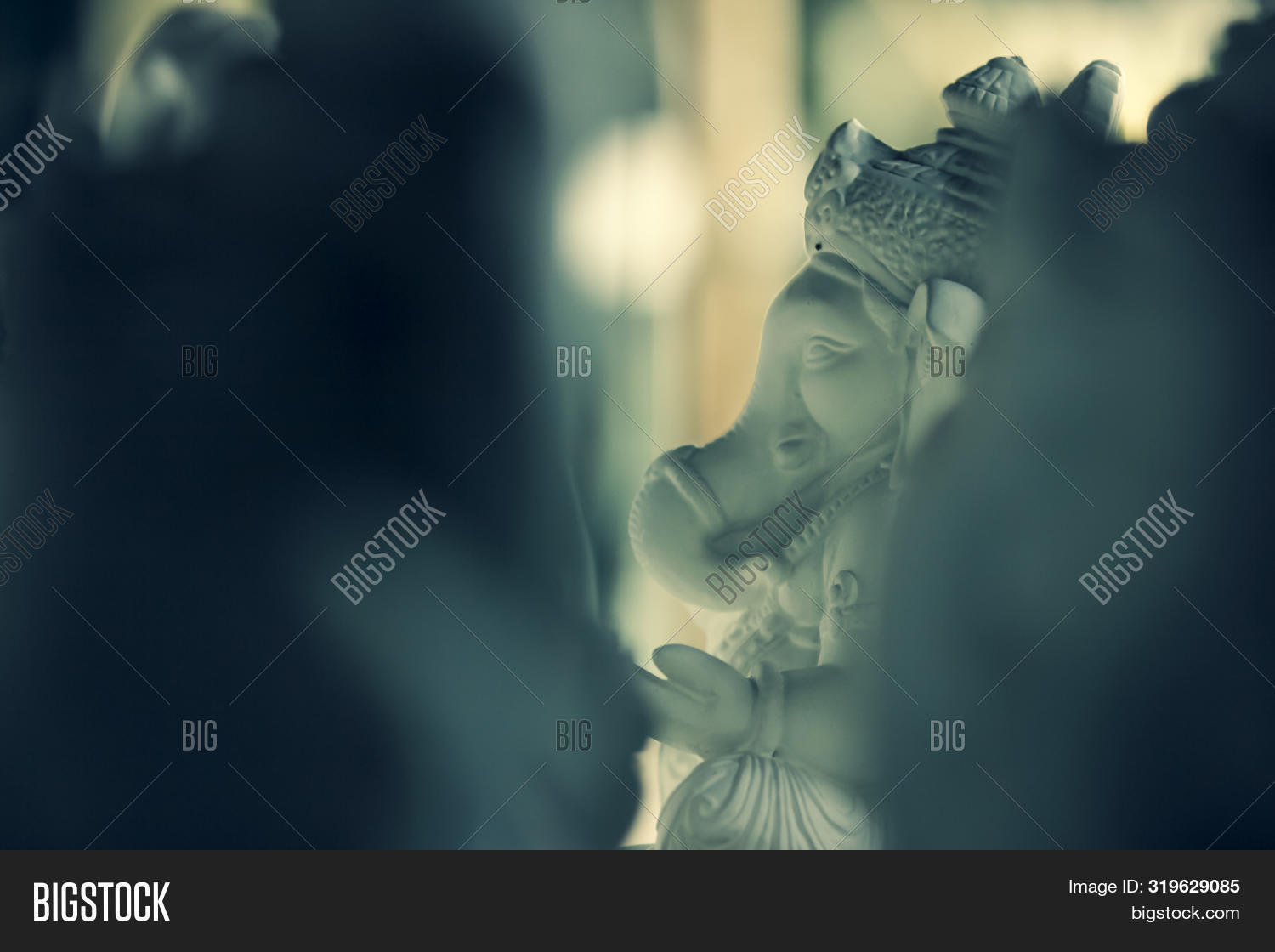 Statue Lord Ganesha Image & Photo (Free Trial) | Bigstock