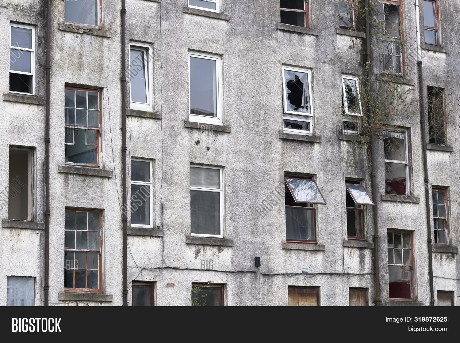 Derelict Council House Image & Photo (Free Trial) | Bigstock