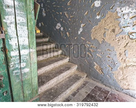 Scruffy Entrance Image & Photo (Free Trial) | Bigstock