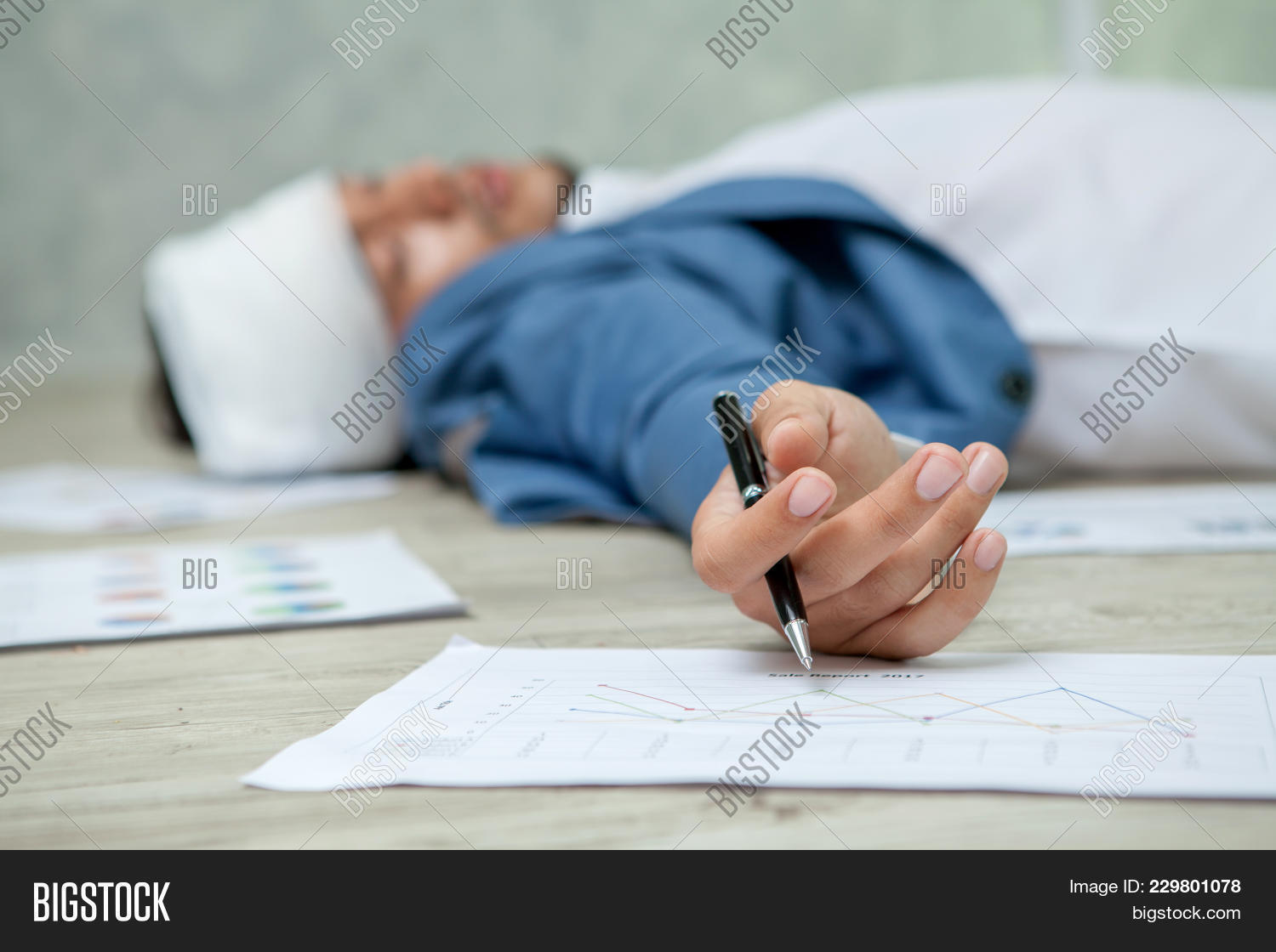 Business Man Fainted Image & Photo (Free Trial) | Bigstock