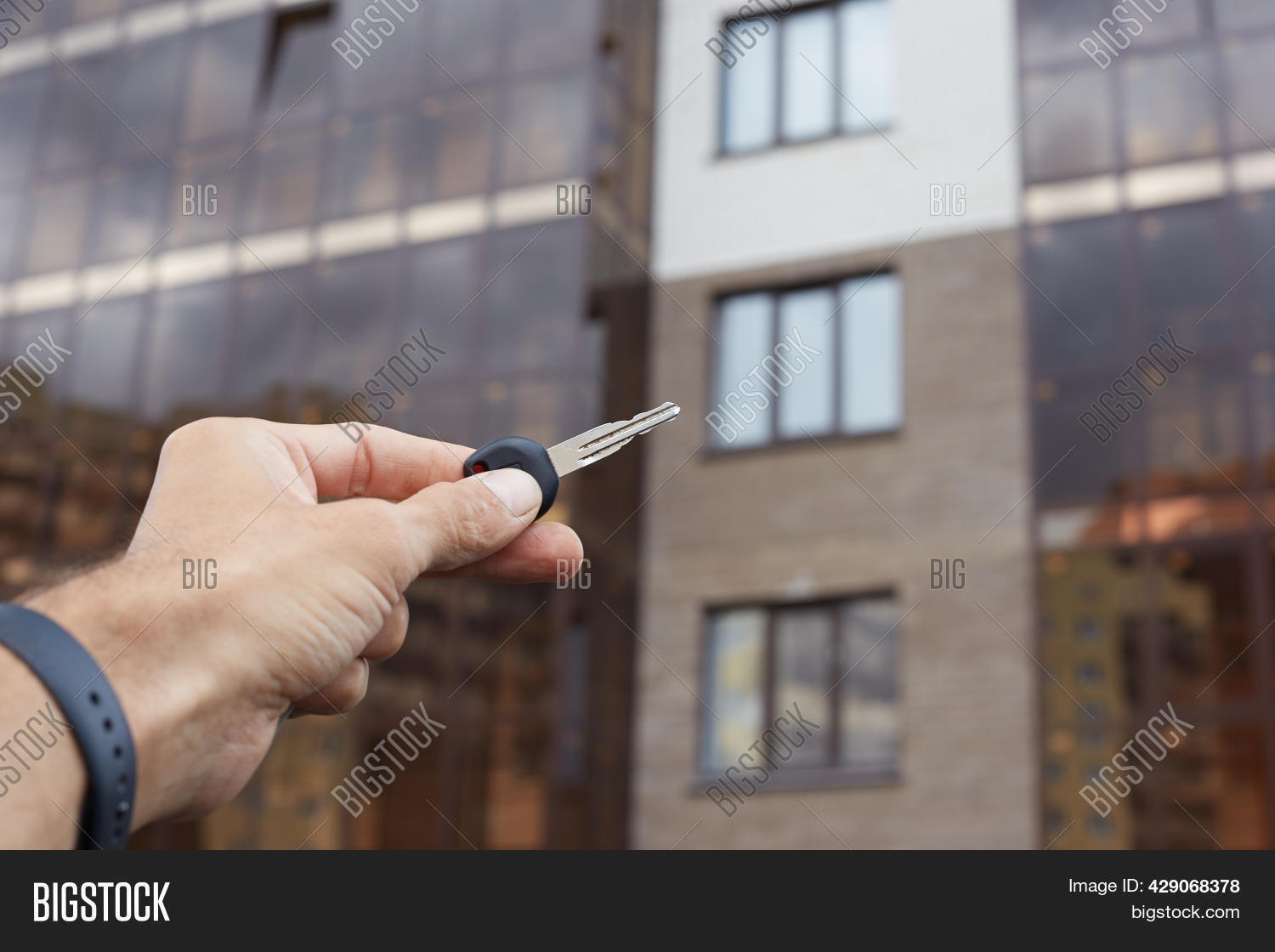 Man's Hand Keys House Image & Photo (Free Trial) | Bigstock