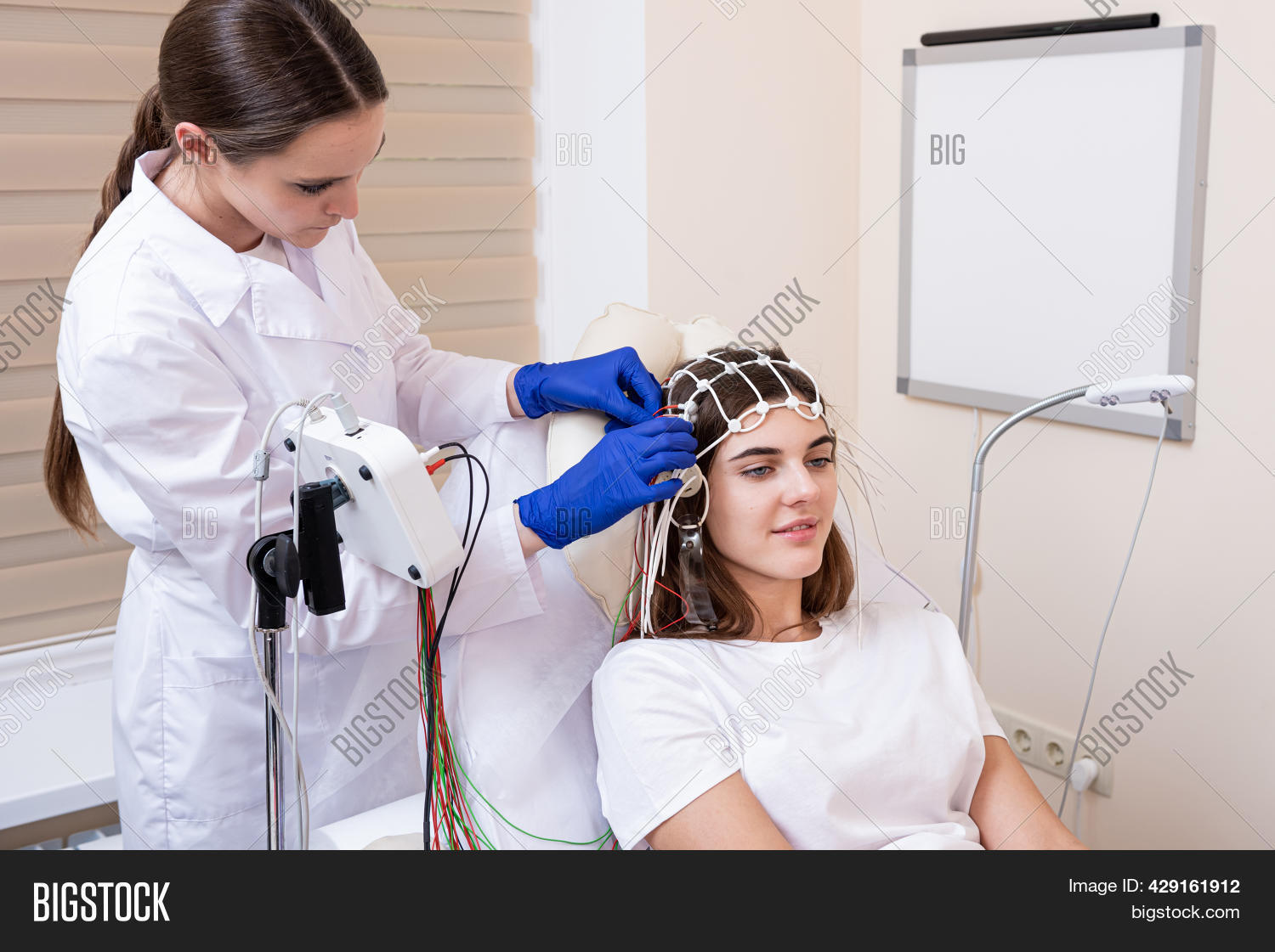 Patient Brain Testing Image & Photo (Free Trial) | Bigstock