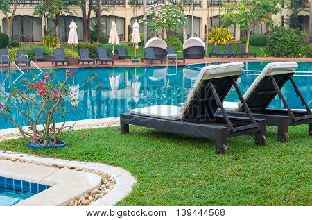 Pool Bed Near Swimming Image & Photo (Free Trial) | Bigstock