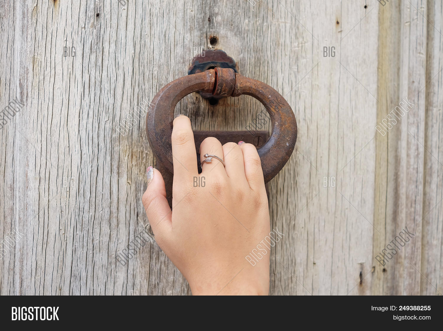 Woman Hand Knocking On Image & Photo (Free Trial) | Bigstock