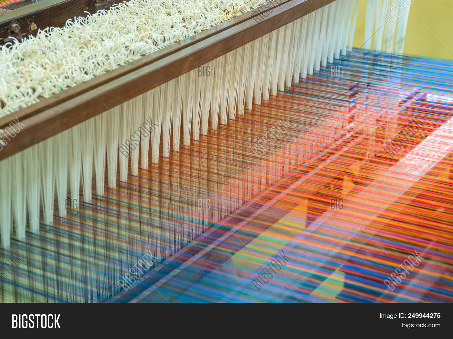 Weaving Loom Shuttle Image & Photo (Free Trial) | Bigstock
