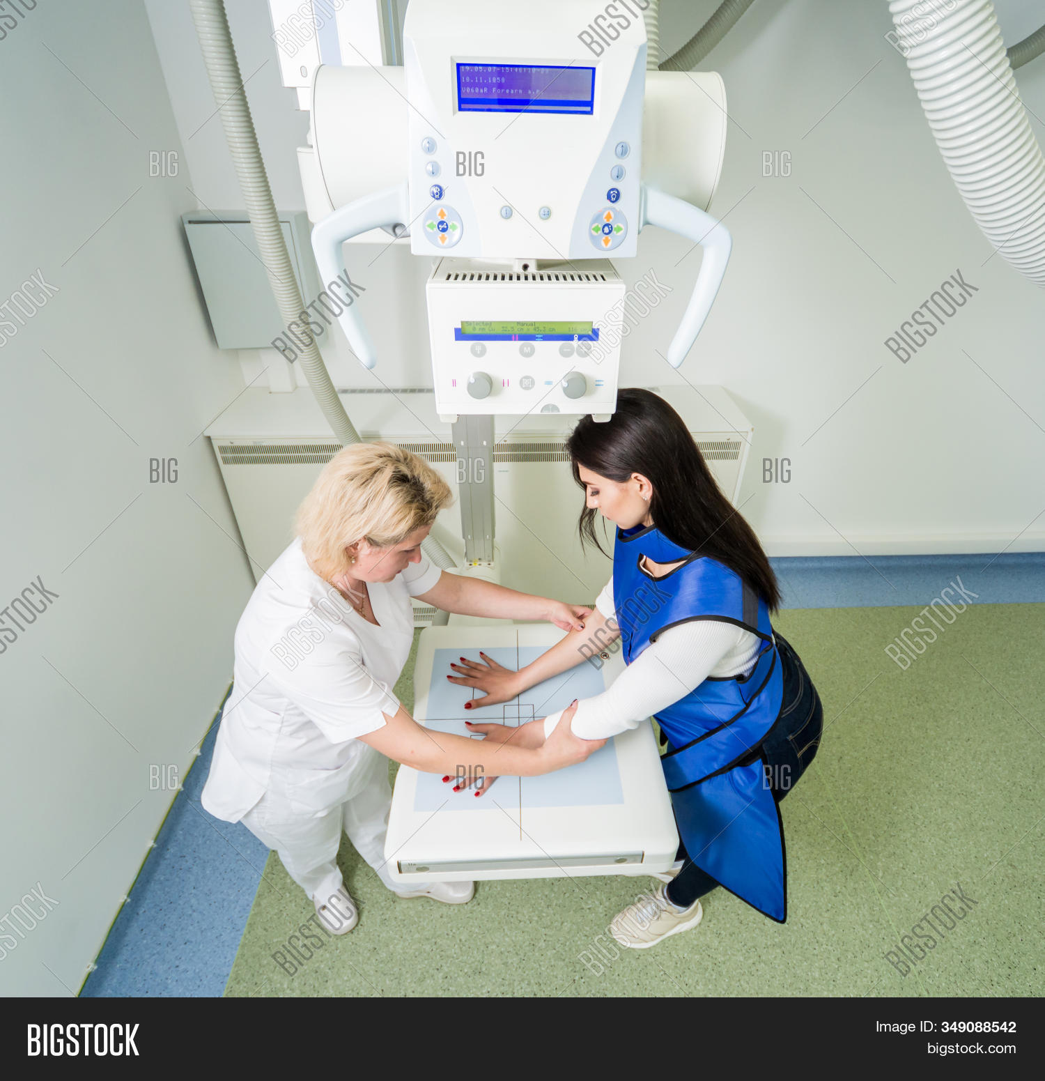 Radiologist Patient X- Image & Photo (Free Trial) | Bigstock