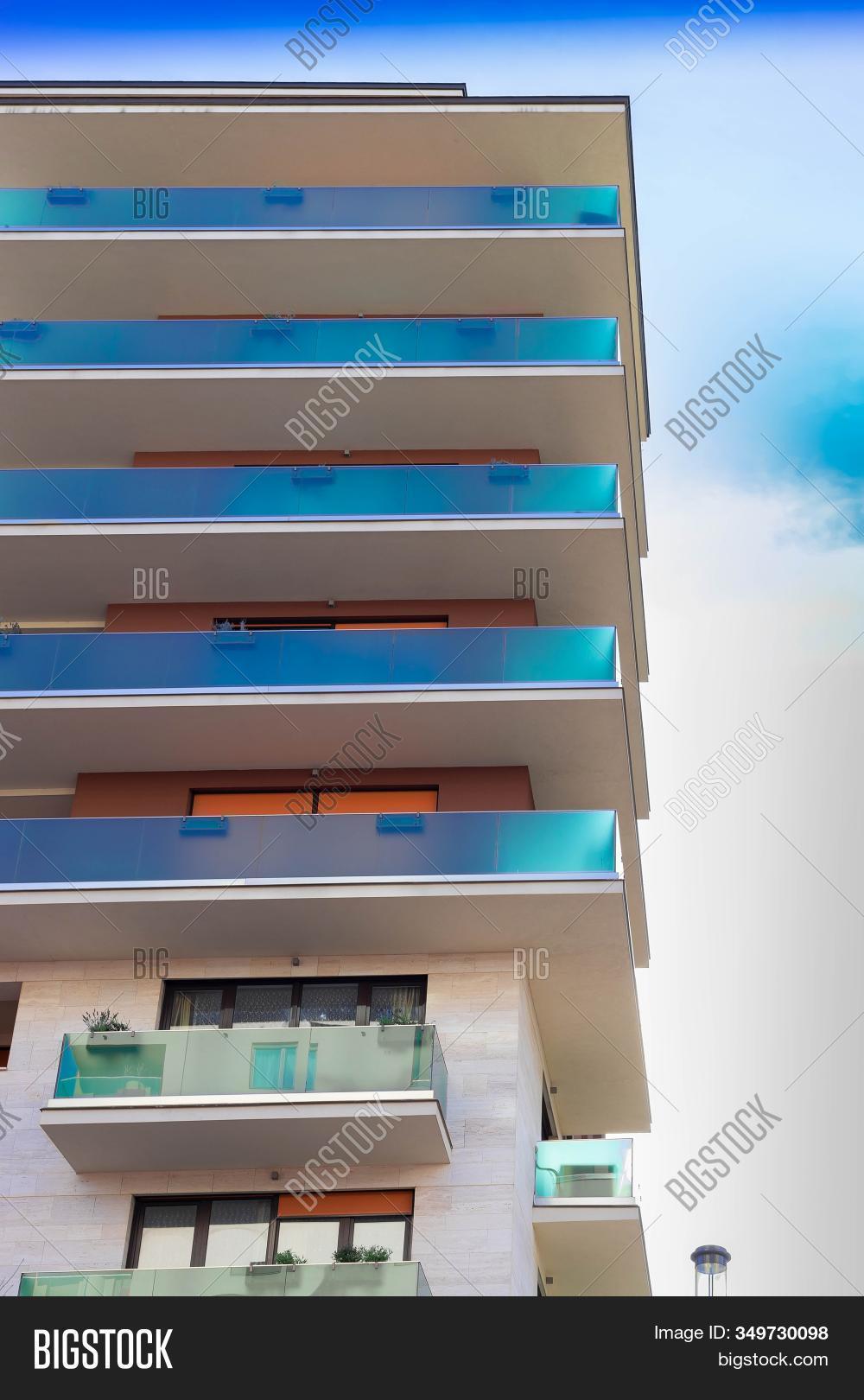 Cityscape Office Image & Photo (Free Trial) | Bigstock