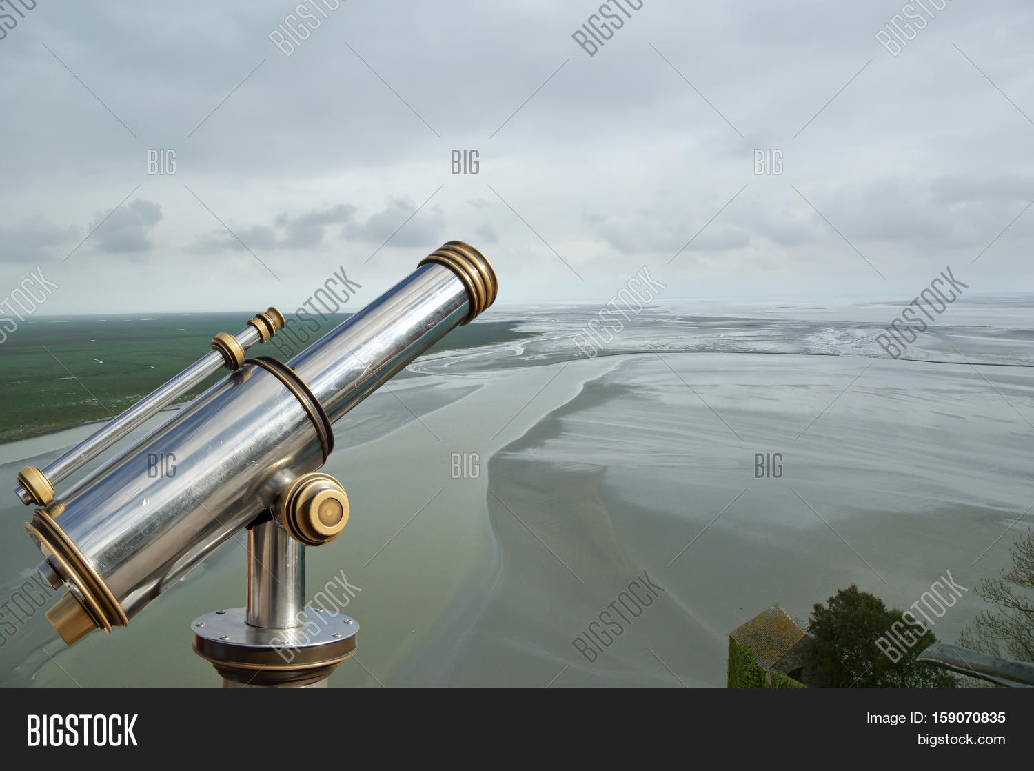 Telescope Viewer View Image & Photo (Free Trial) | Bigstock
