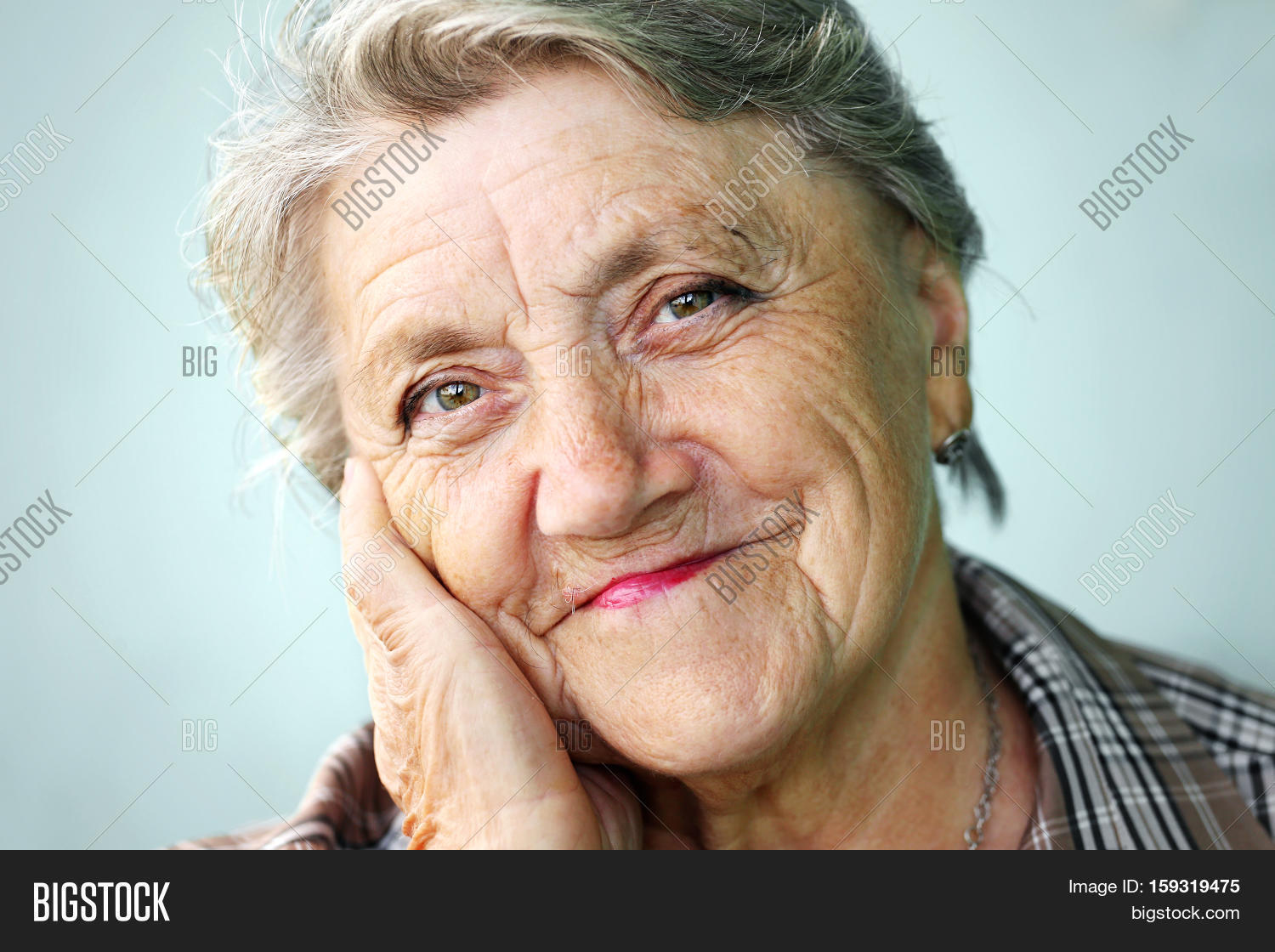 Old Grandmother Face Image & Photo (Free Trial) | Bigstock