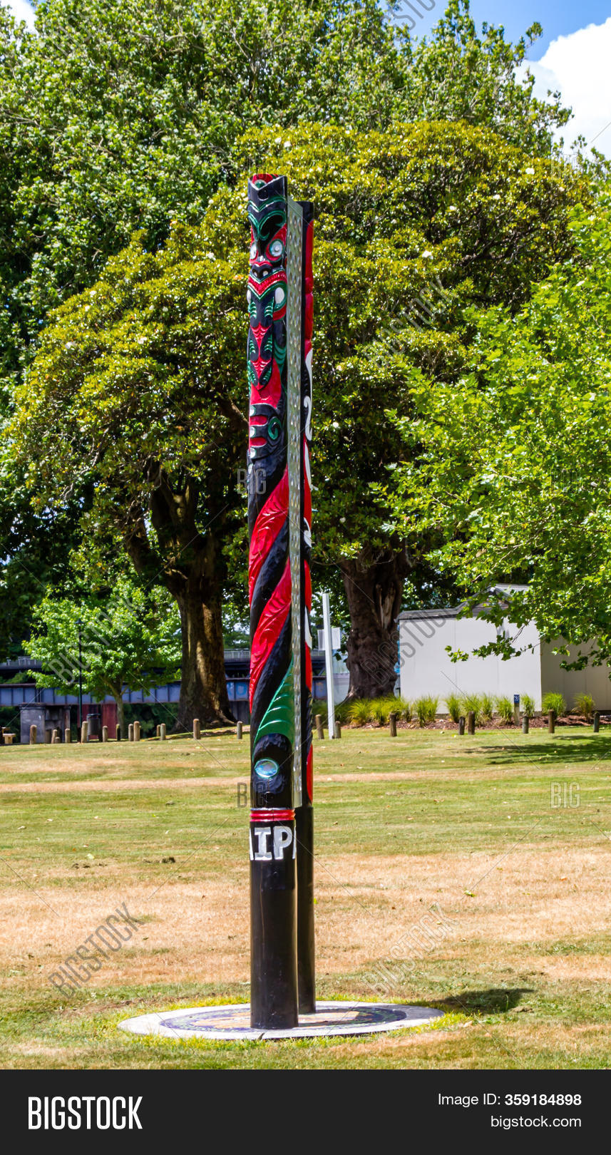 Sacred Maori Totems. Image & Photo (Free Trial) | Bigstock