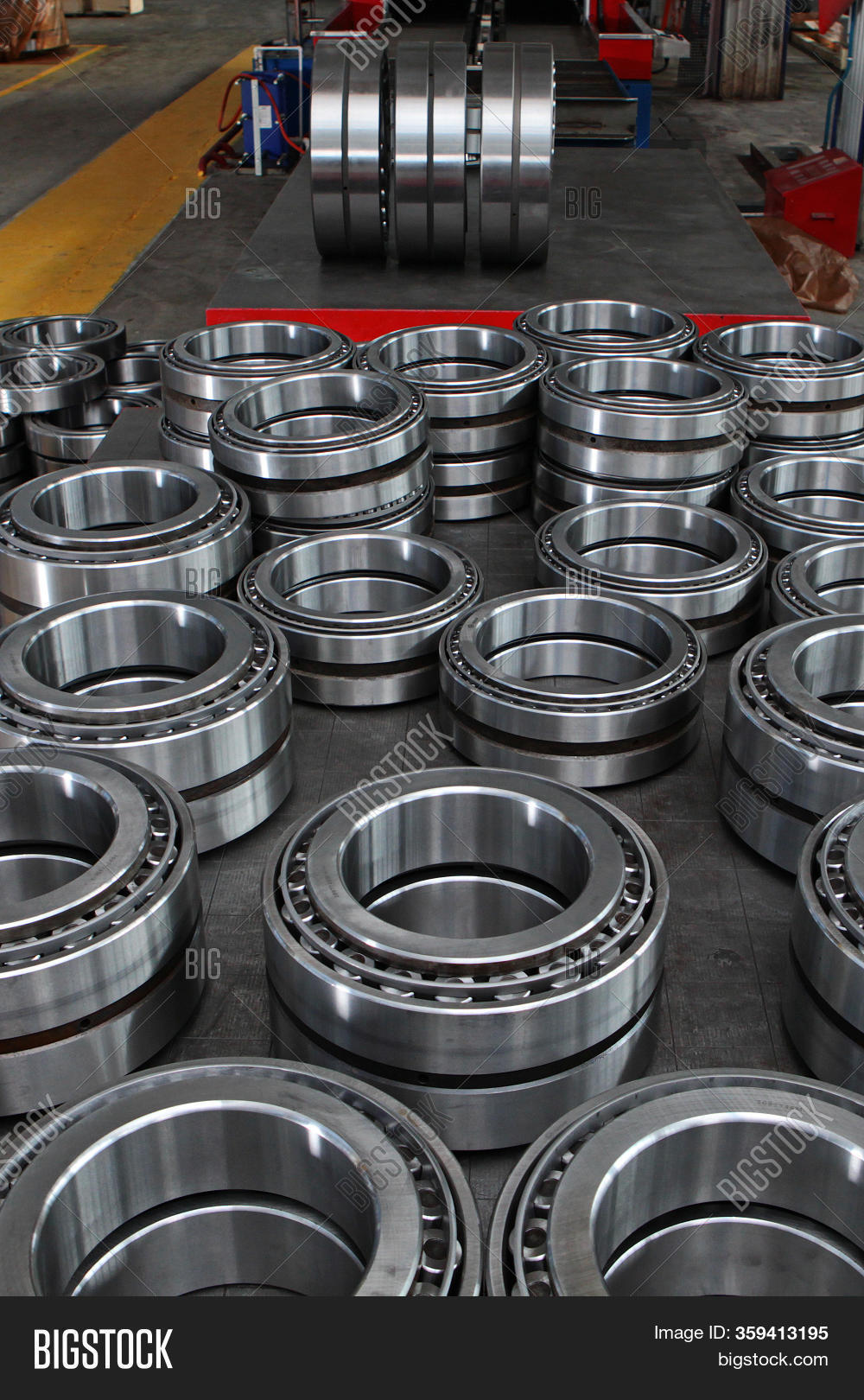 Manufacture Bearings Image & Photo (Free Trial) | Bigstock