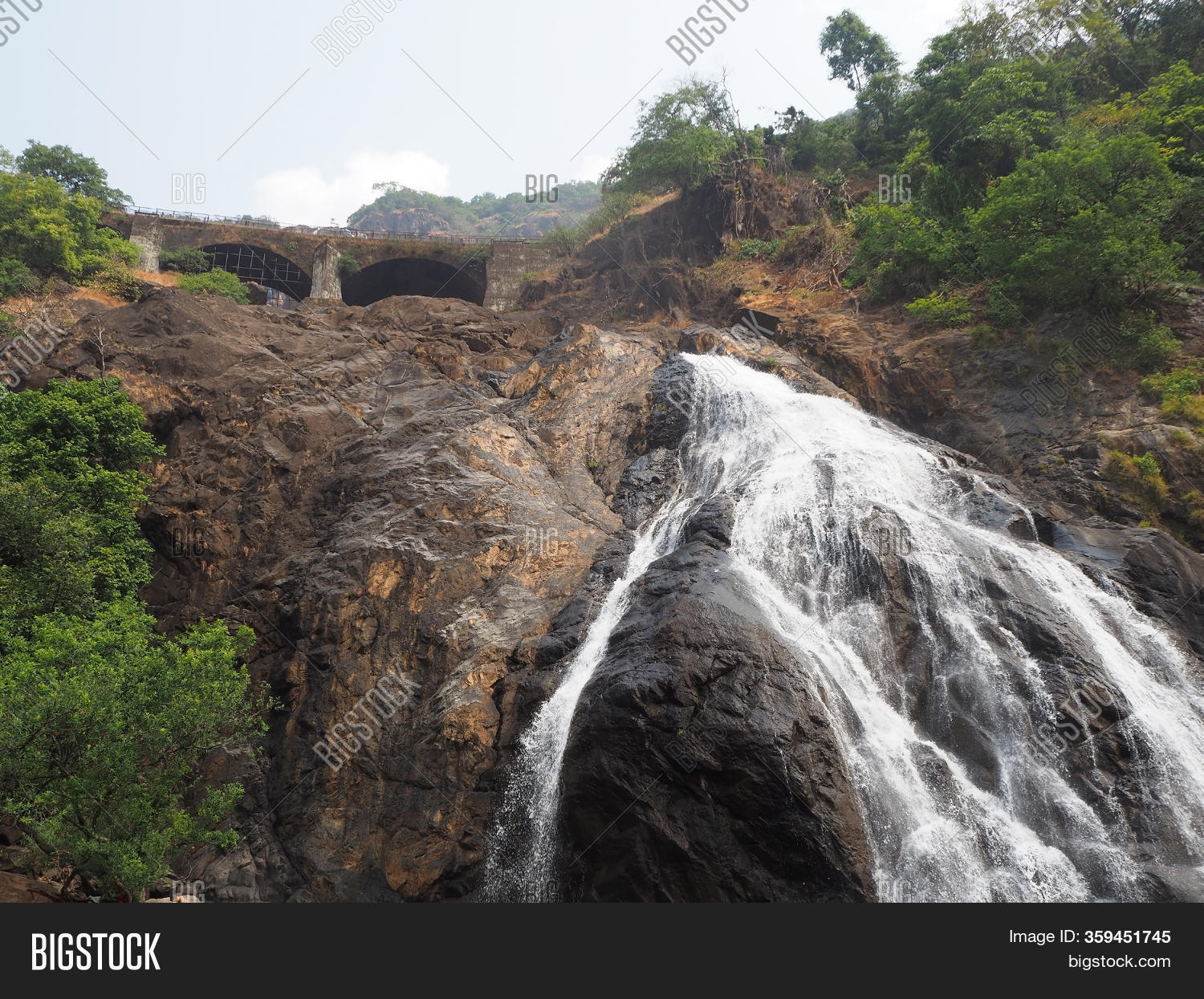 Dudhsagar Waterfall Image & Photo (Free Trial) | Bigstock