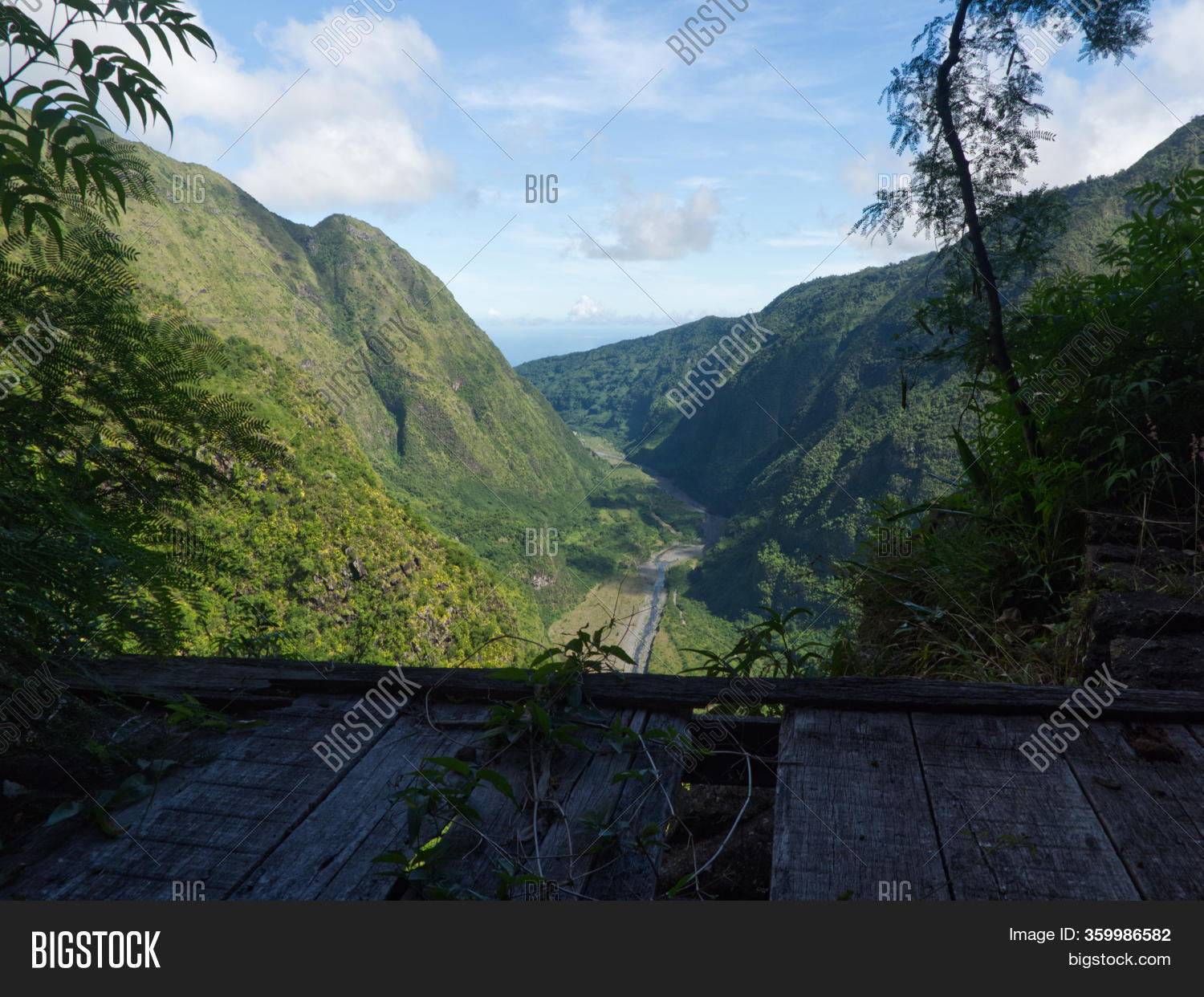 Scenic Viewpoint Image & Photo (Free Trial) | Bigstock