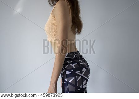 Woman Spinal Curvature Image & Photo (Free Trial) | Bigstock