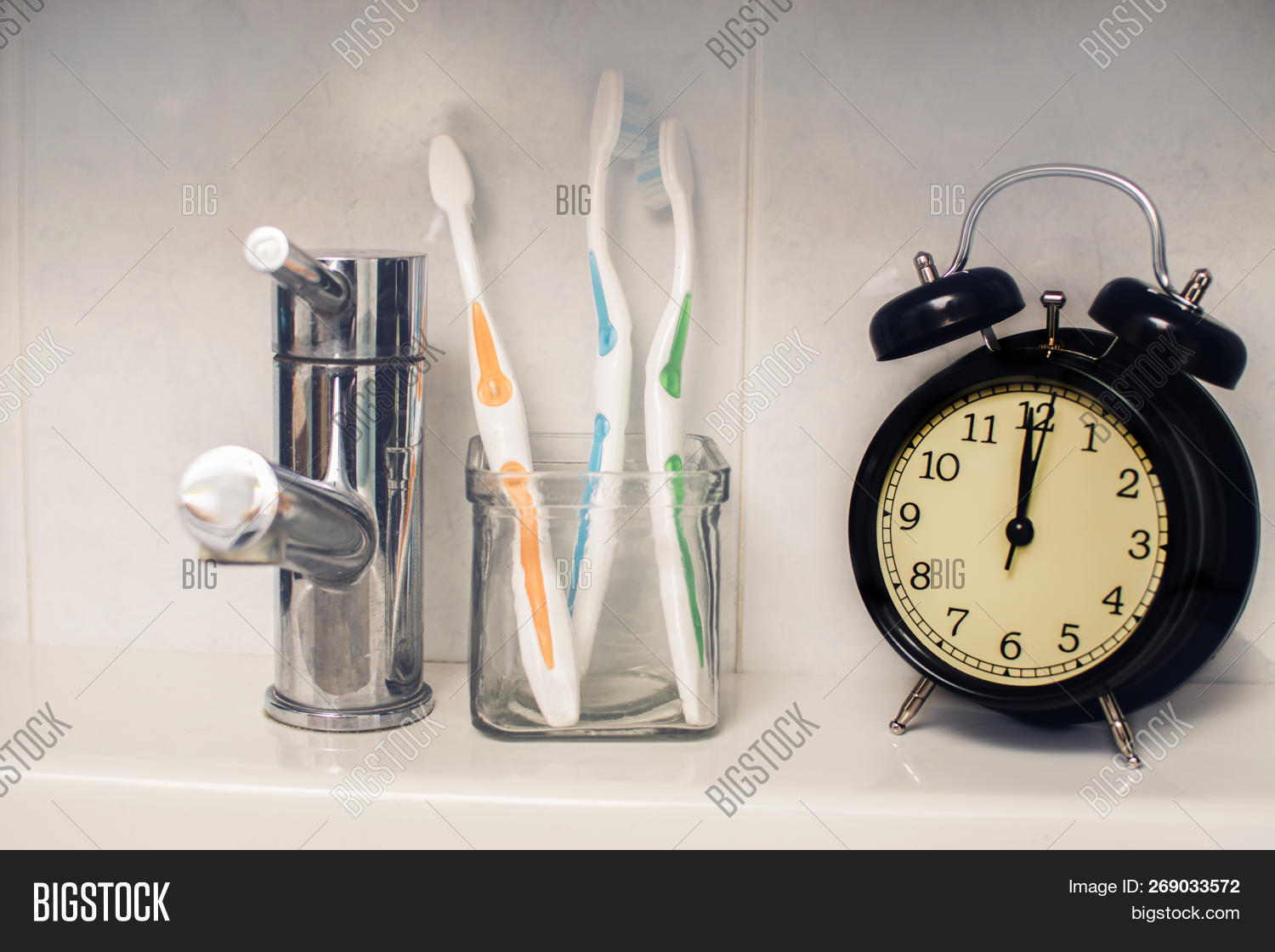Dental Hygiene Time Image & Photo (Free Trial) | Bigstock