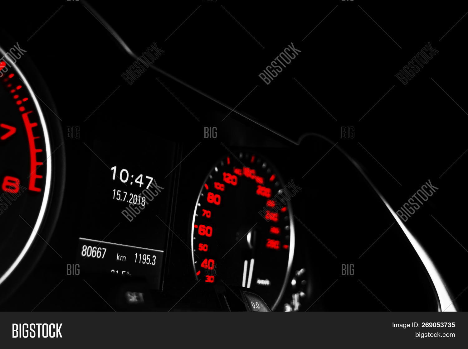 Close Shot Speedometer Image & Photo (Free Trial) | Bigstock