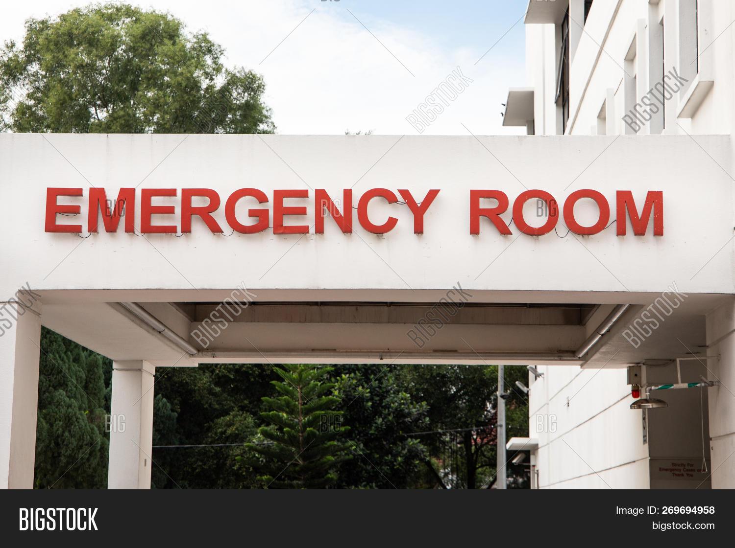 Closeup Emergency Room Image & Photo (Free Trial) | Bigstock