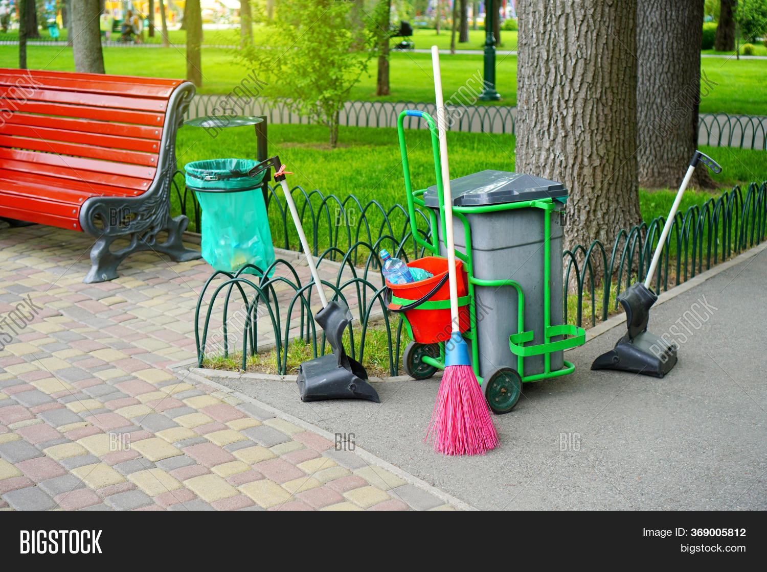 City Park Cleaning Image & Photo (Free Trial) | Bigstock