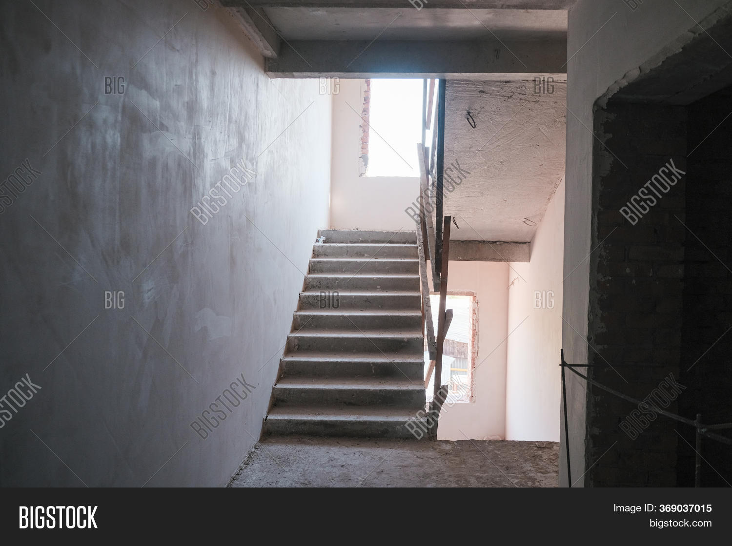 Unfinished Building Image & Photo (Free Trial) | Bigstock