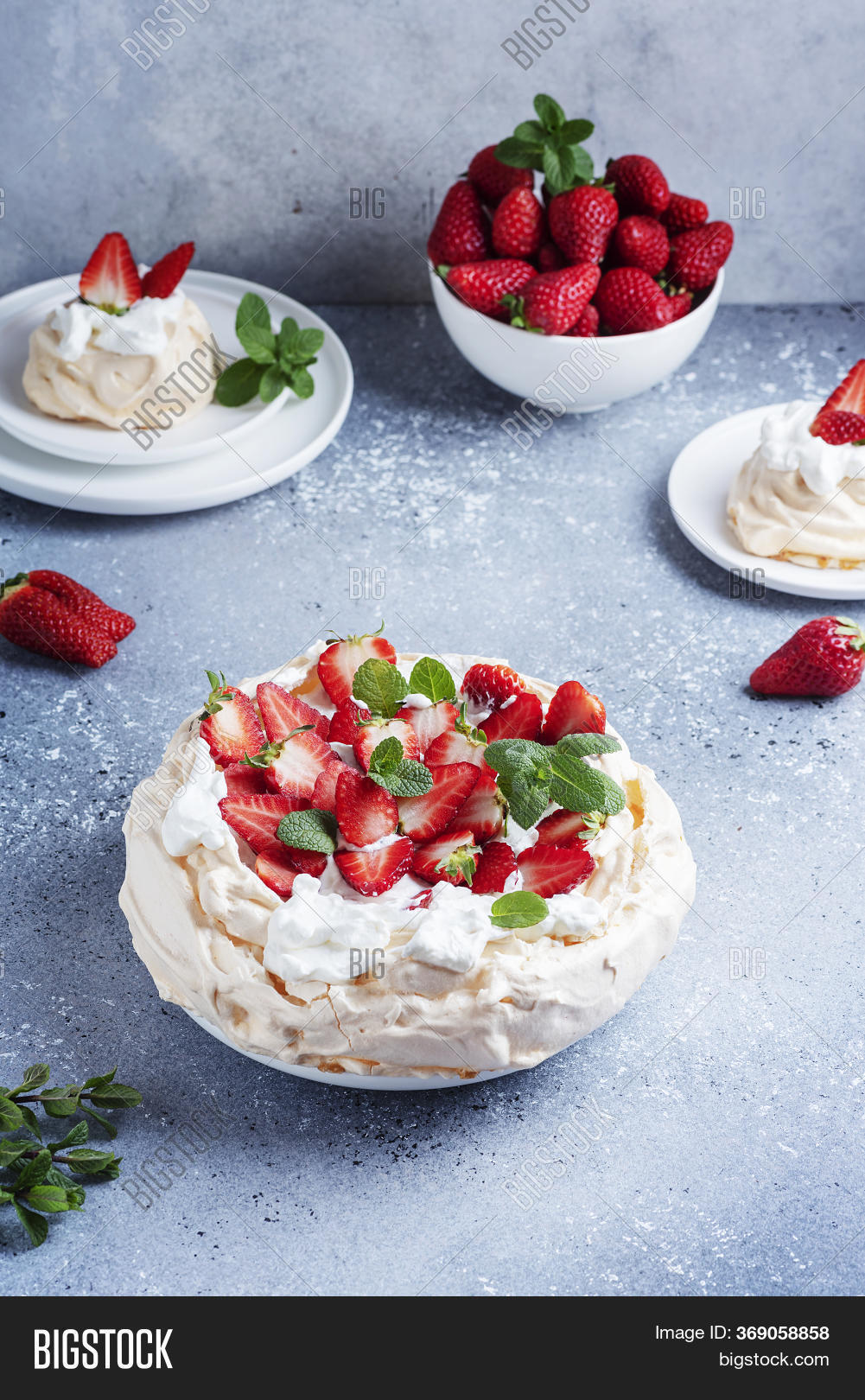 Cake Pavlova Meringue Image & Photo (Free Trial) | Bigstock
