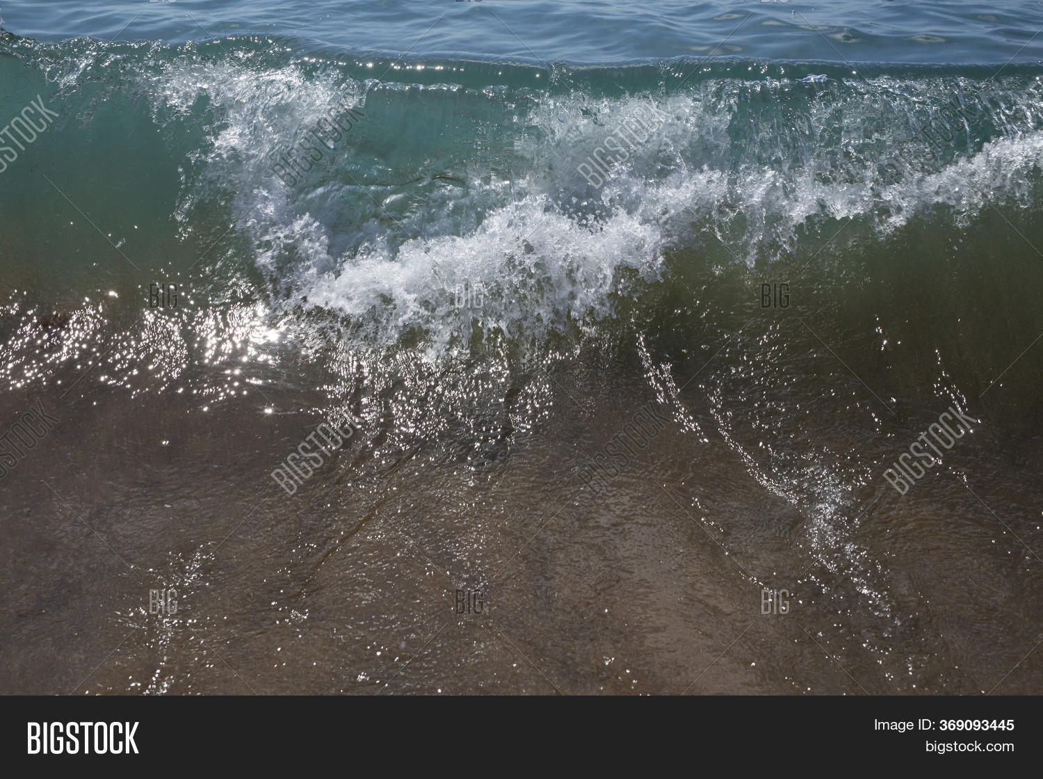 Ocean Clear Water Wave Image & Photo (Free Trial) | Bigstock