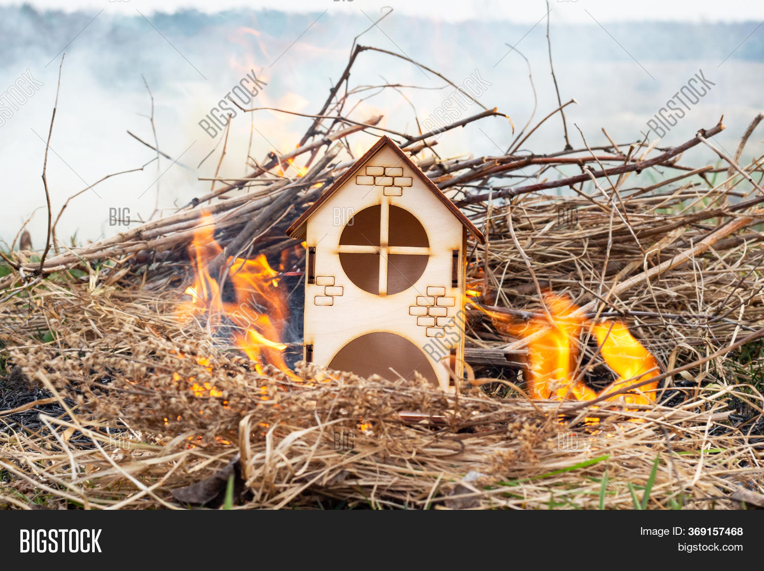 Wooden House Barn Image & Photo (Free Trial) | Bigstock