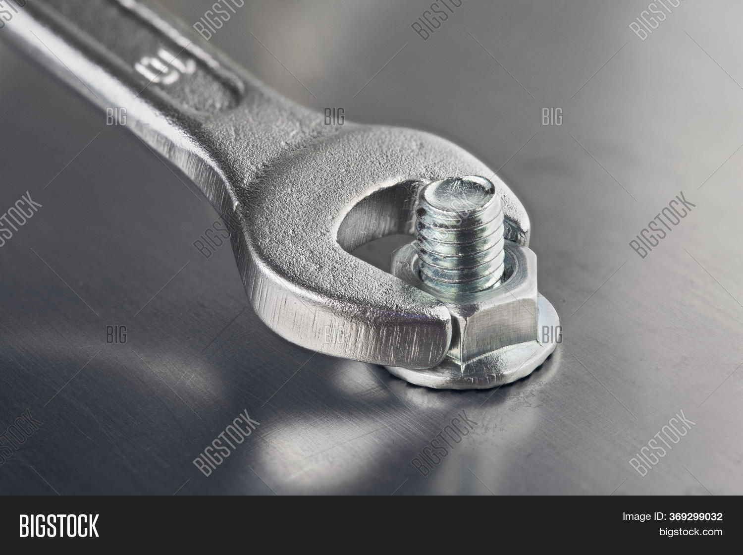 Wrench Tightens Bolt Image & Photo (Free Trial) | Bigstock